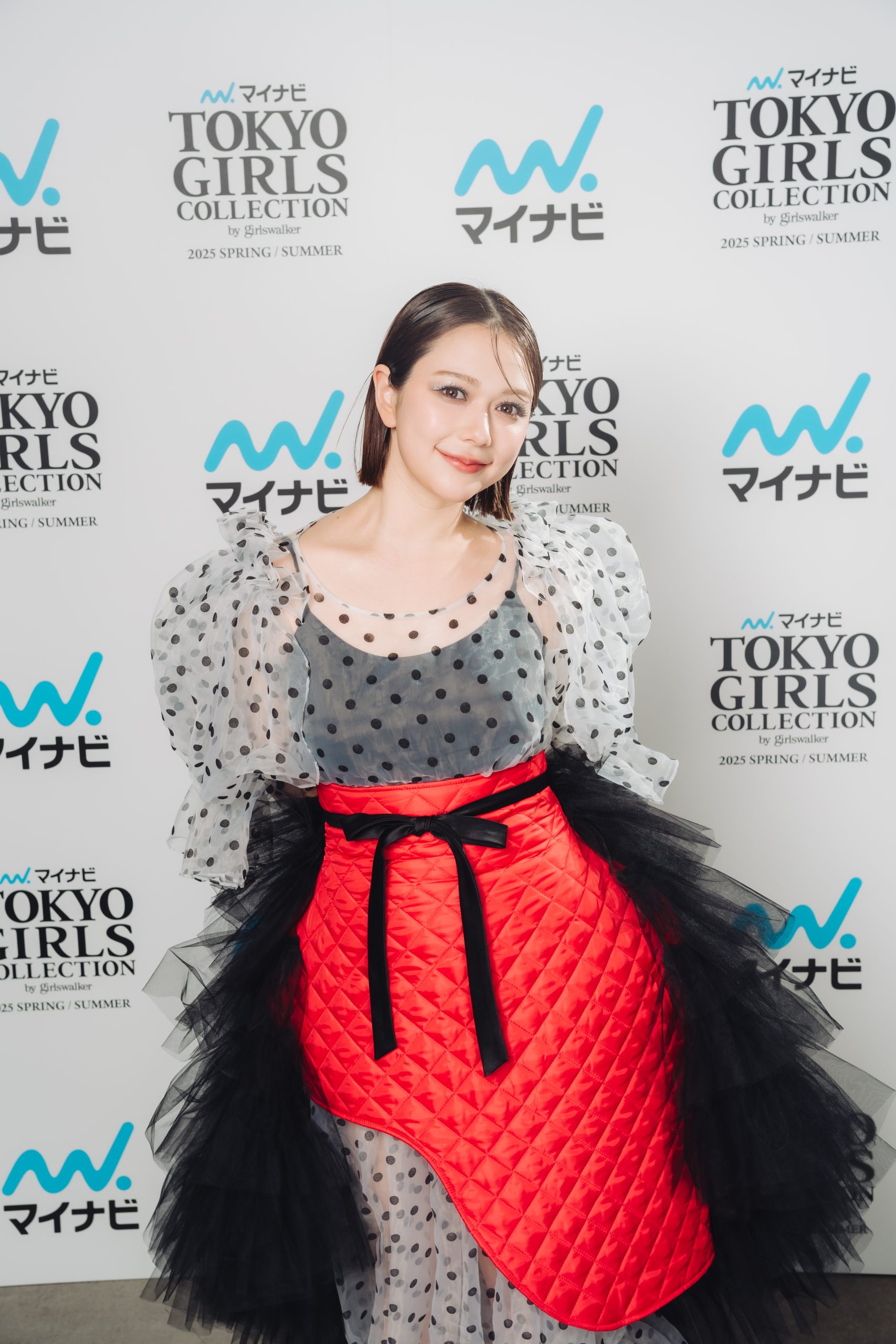 YOUTH Clip | Z世代に大人気の「村重杏奈」さんに単独インタビュー！